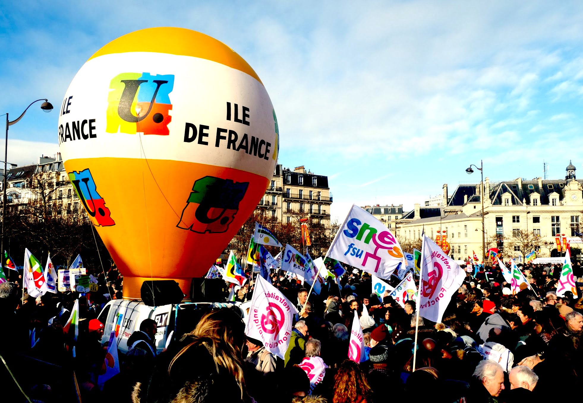 Un 31 janvier historique, on continue! - SNES-FSU